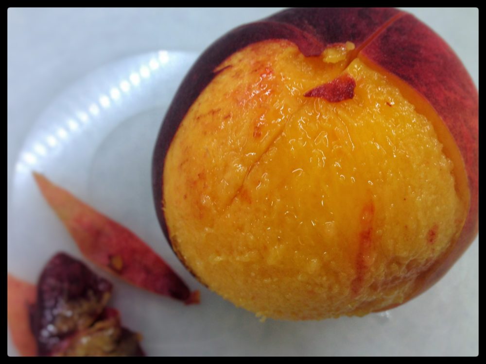 How To Freeze Peaches - Just Be Slower