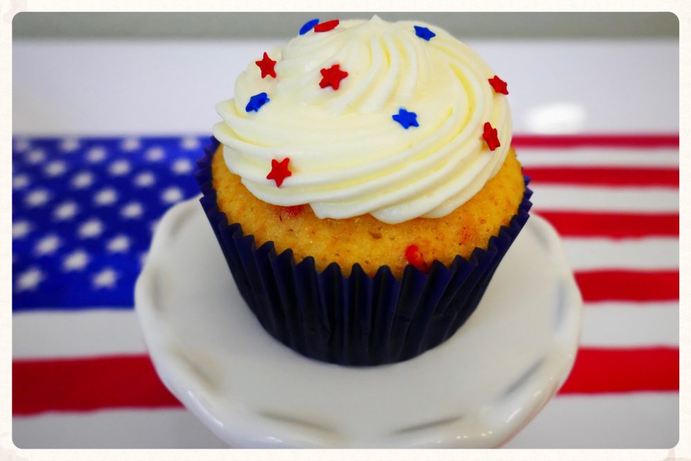 July 4th Cupcakes - Just Be Slower